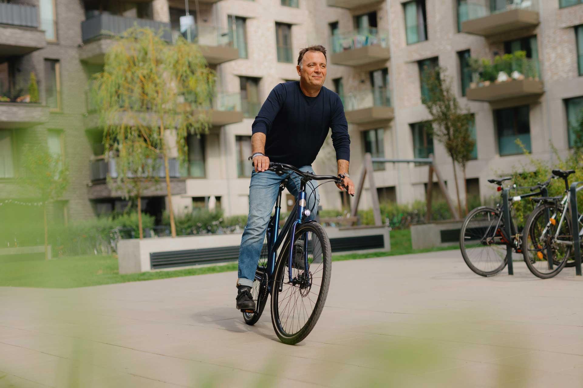 Leichte E-Bikes für die Stadt mit verstecktem Akku | Ampler Bikes