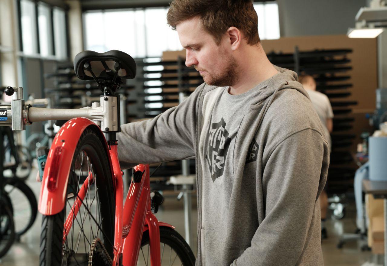 Hoe werkt een elektrische bike? In het kort uitgelegd. | Ampler Bikes